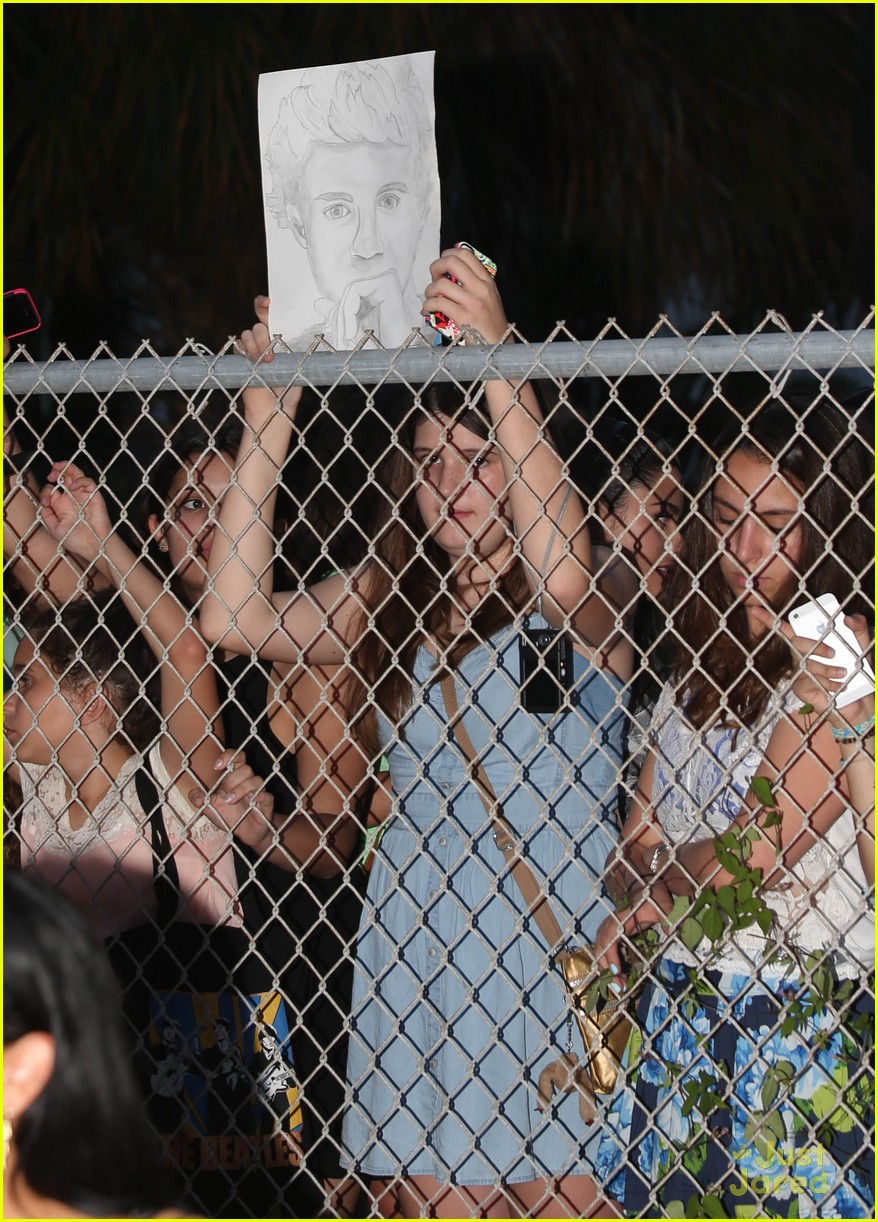 One Direction Exits Music Video Shoot in Miami | Photo 568819 - Photo ...