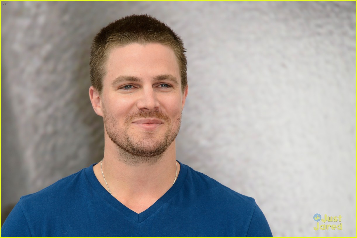 Stephen Amell: Monte Carlo TV Festival Photo Call | Photo 568370 ...