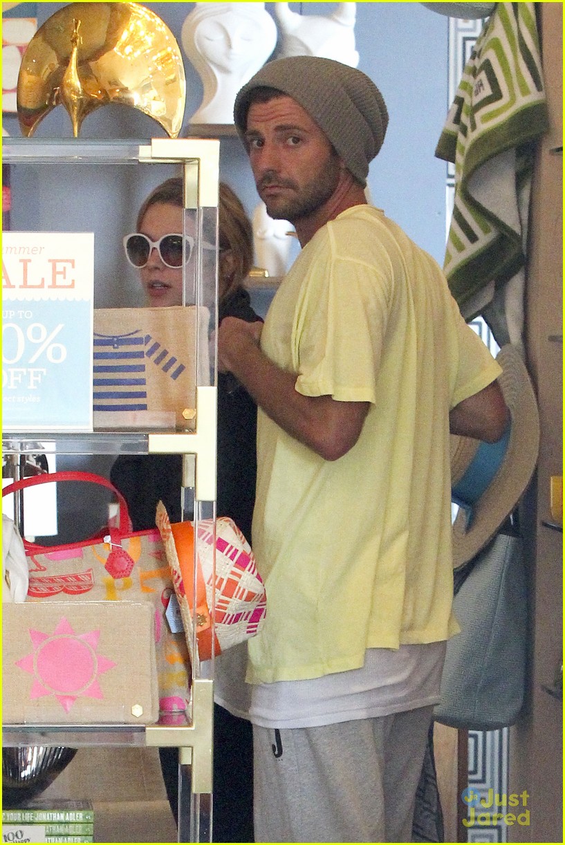 Ashley Benson: Furniture Shopping with Ryan Good | Photo 572283 - Photo ...
