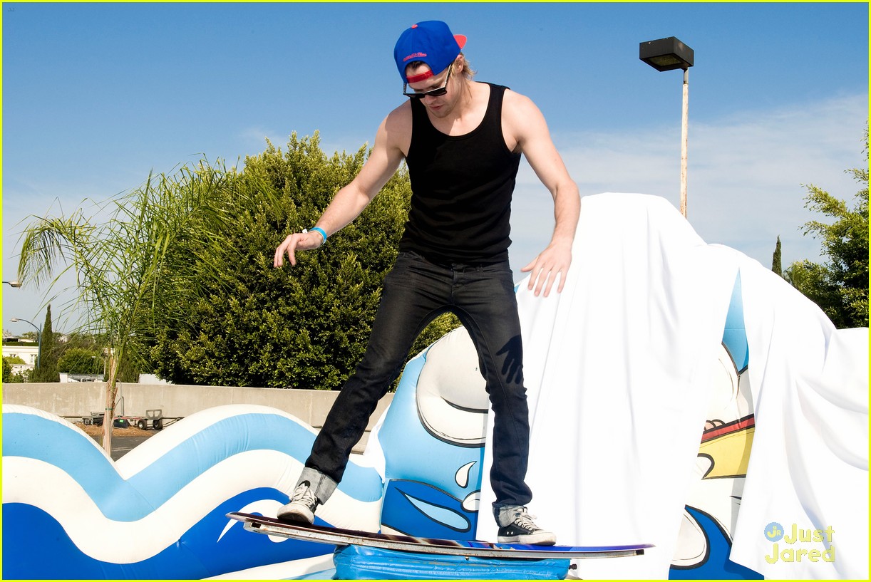 Chord Overstreet Surfs at Just Jared's Summer Kickoff Party 2013 ...