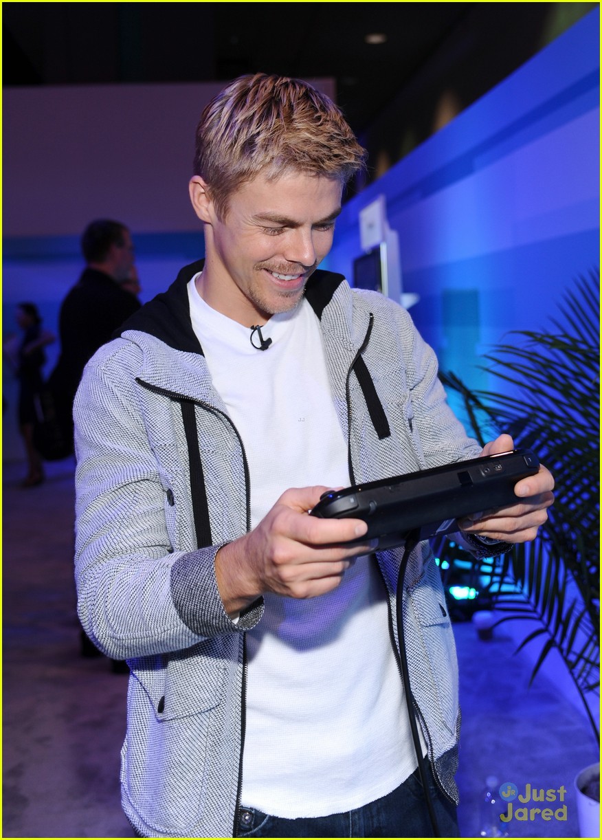 Derek Hough: Mario Kart 8 at E3! | Photo 568745 - Photo Gallery | Just ...