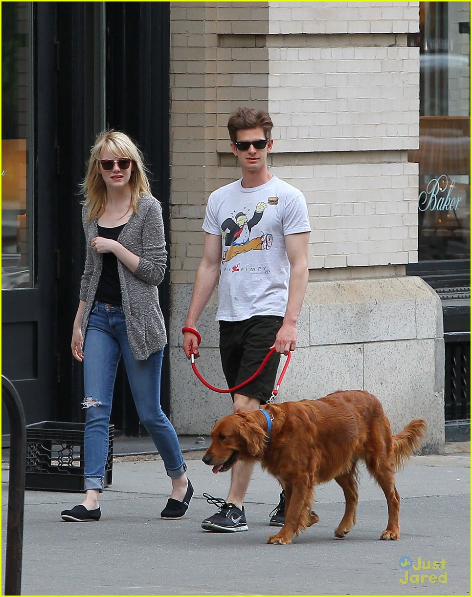 Emma Stone & Andrew Garfield Walk Ren After 'Spider-Man 2' Graduation ...