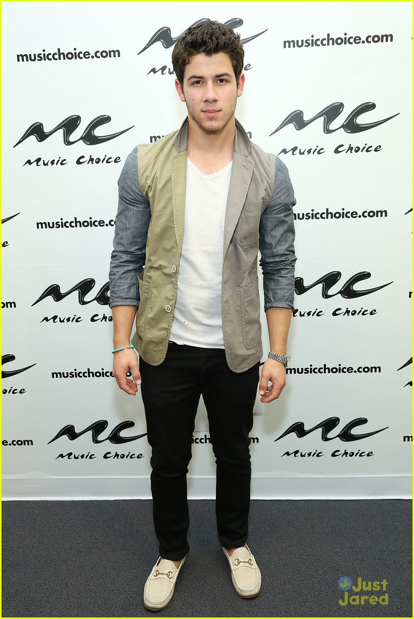 Jonas Brothers Answer Fan Questions at Music Choice - Watch Now ...