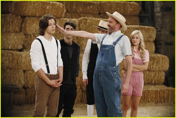 Leo Howard & Mateo Arias: 'Kickin' It' Is Back! | Photo 569385 - Photo ...