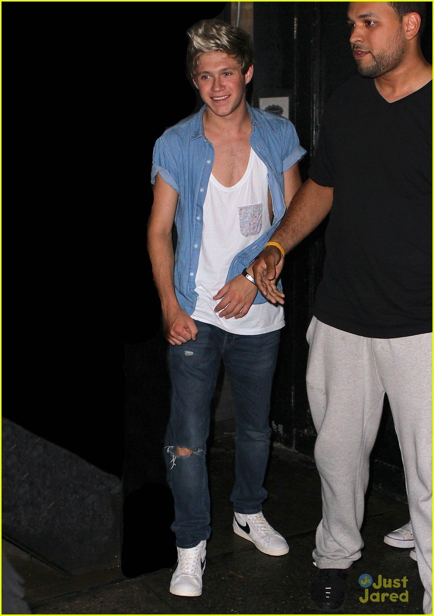 Full Sized Photo of niall horan studio time before jones beach show 02 | Niall Horan: Studio ...