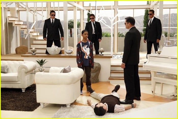 Tyrel Jackson Williams Enters a Parellel Universe on 'Lab Rats' | Photo ...