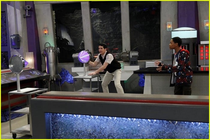 Full Sized Photo of lab rats parellel universe 03 | Tyrel Jackson ...