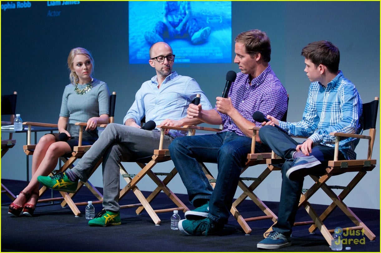 AnnaSophia Robb: 'The Way, Way Back' Q&A Event | Photo 573304 - Photo Gallery | Just Jared Jr.