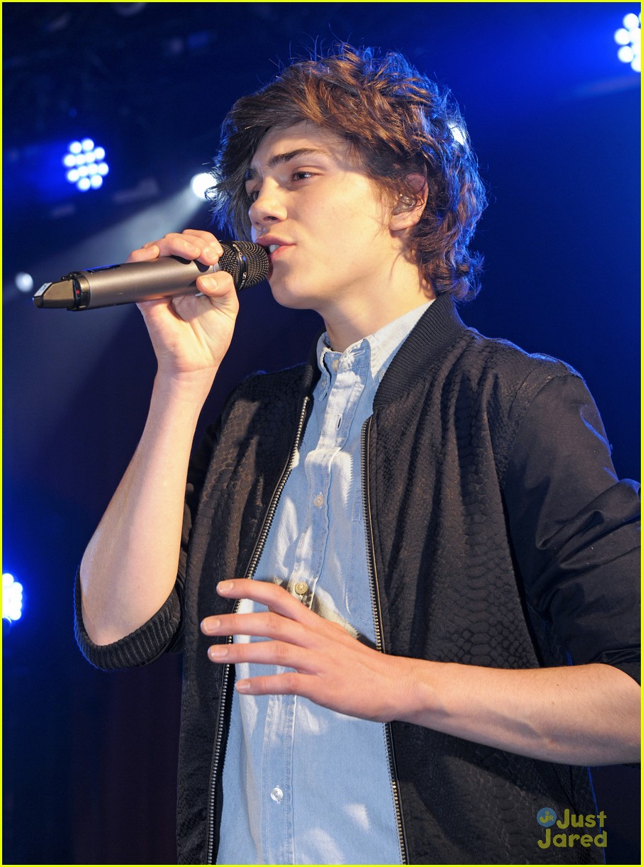 Union J: Get 'Carry You' To Number 1! | Photo 565880 - Photo Gallery ...