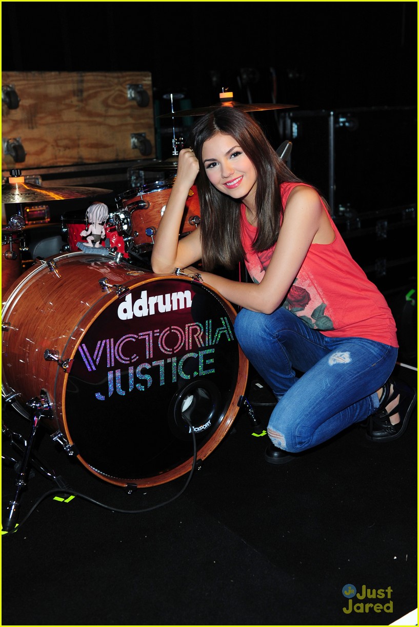 Victoria Justice: Summer Break Tour Rehearsals! | Photo 571073 - Photo ...