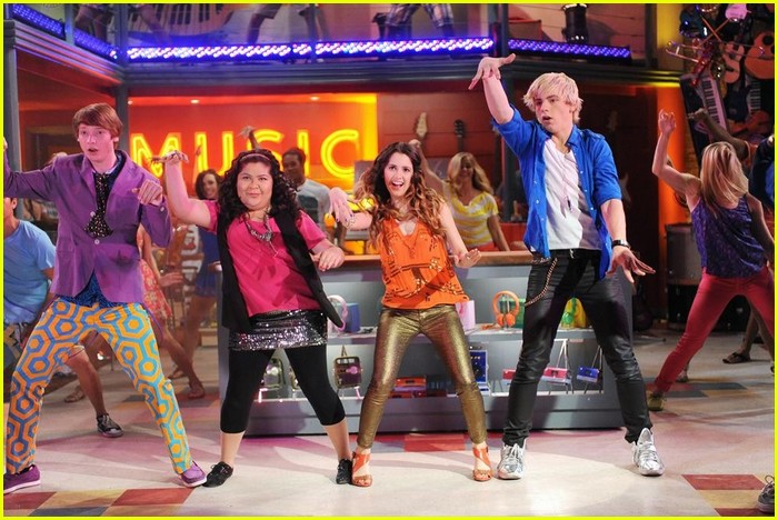 Laura Marano: 'Very Bad Dancing' on 'Austin & Ally' Tonight! | Photo ...