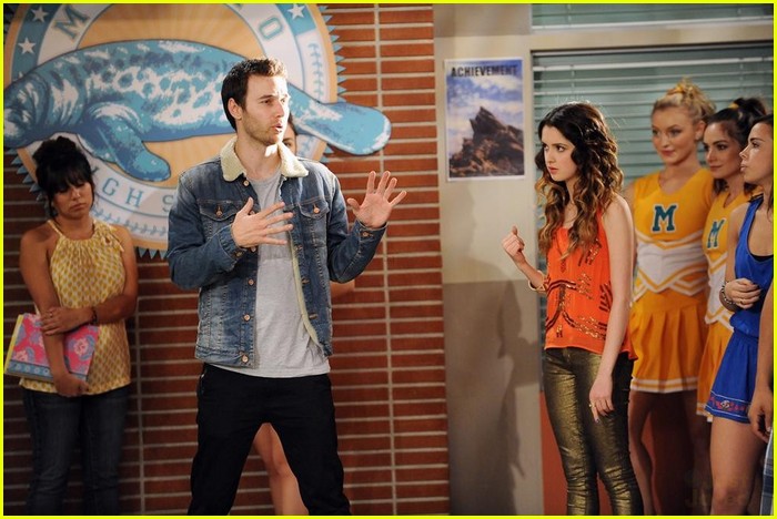 Full Sized Photo of austin ally bad dancing viral videos 08 | Laura ...