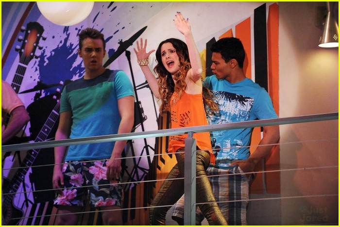 Full Sized Photo of austin ally bad dancing viral videos 11 | Laura ...