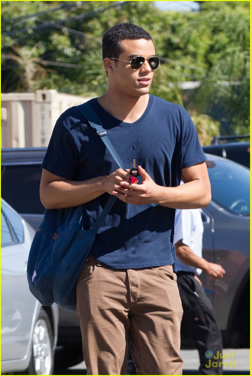 Jacob Artist & Becca Tobin Promoted to 'Glee' Series Regulars! | Photo ...