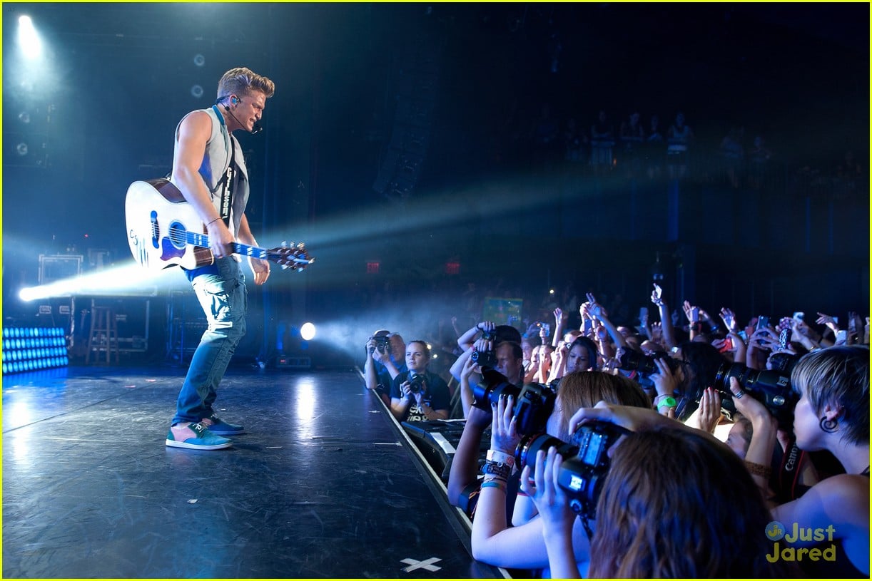 Cody Simpson: Fox & Friends Concert Pics! | Photo 578622 - Photo ...