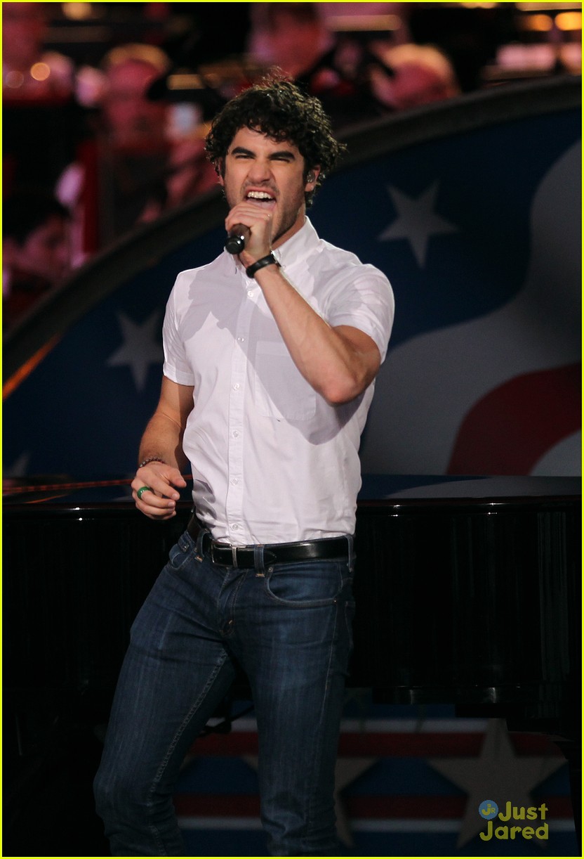 Darren Criss: Capitol Fourth Concert Pics & Video! | Photo 574785 ...