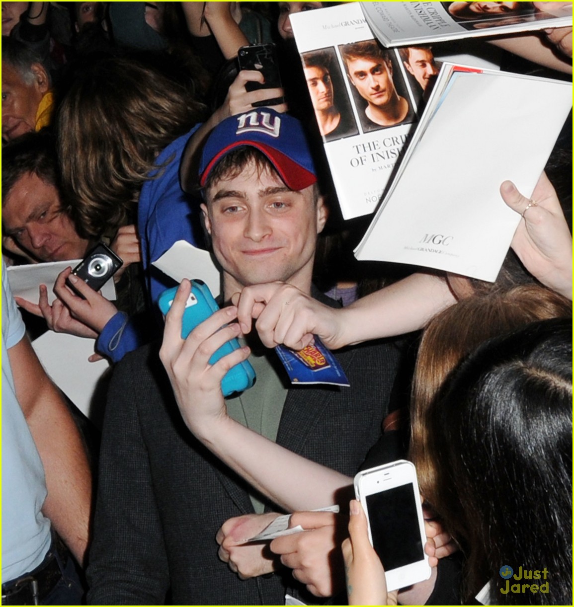 Full Sized Photo of daniel radcliffe simpsons return 04 | Daniel ...