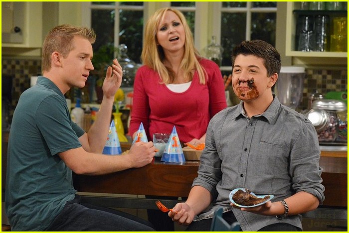 It's Charlie's Birthday on 'Good Luck Charlie'! | Photo 576752 - Photo ...