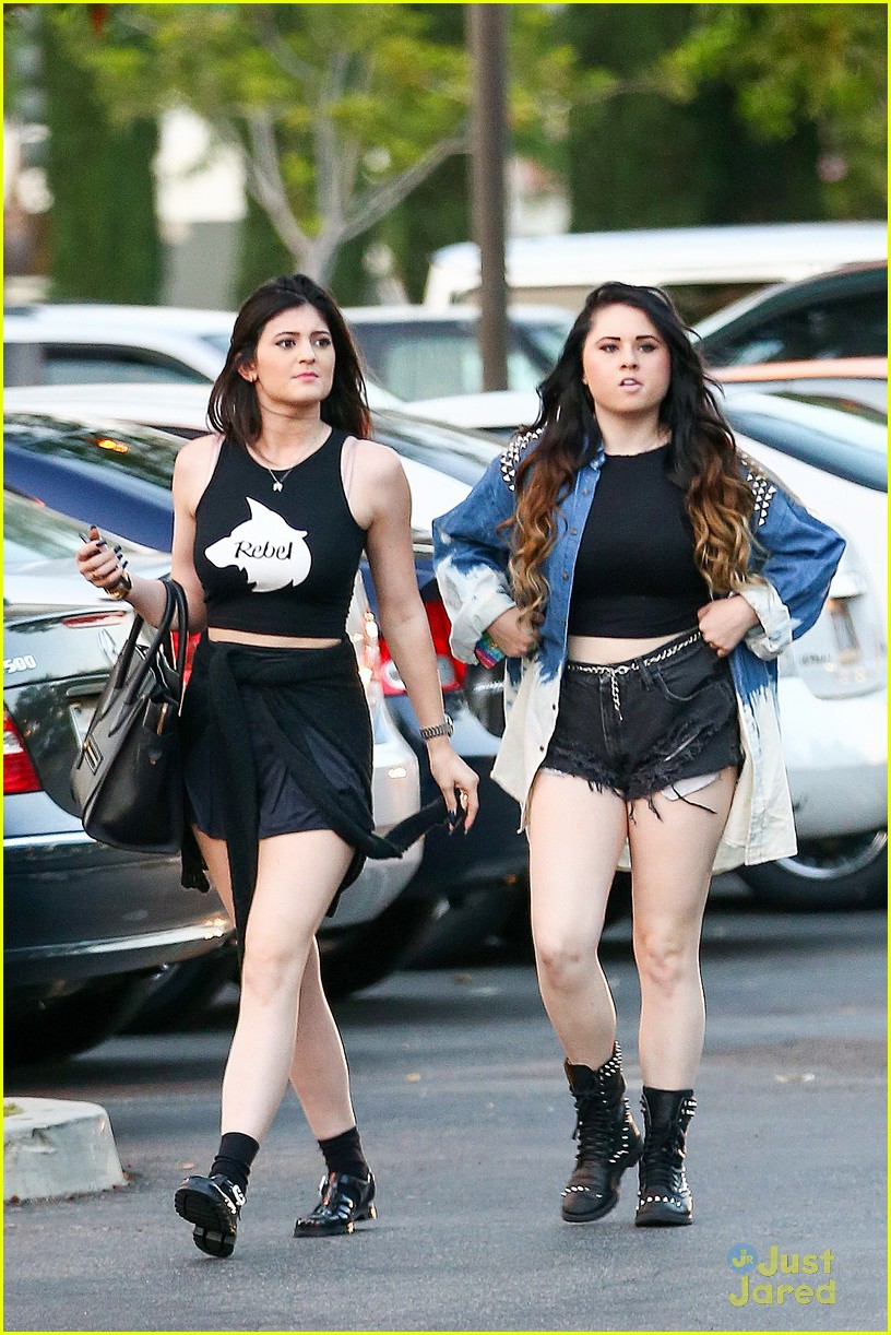 Kylie Jenner: 'Rebel' In Calabasas | Photo 579668 - Photo Gallery ...