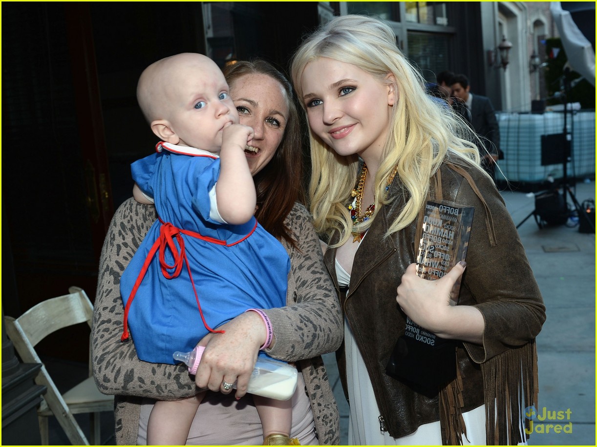 Jake T. Austin, Abigail Breslin & Tyler Posey: Backstage at Power of ...