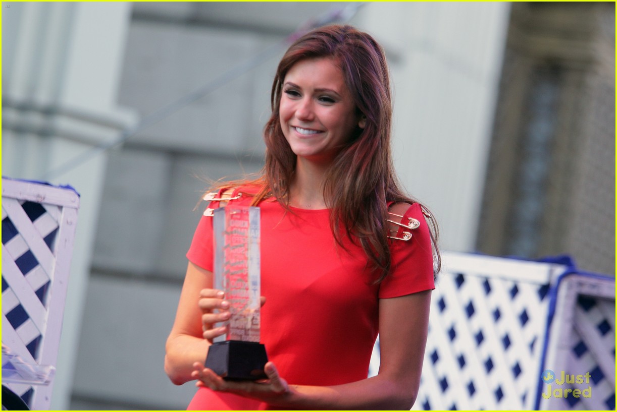 Jake T. Austin, Abigail Breslin & Tyler Posey: Backstage at Power of ...