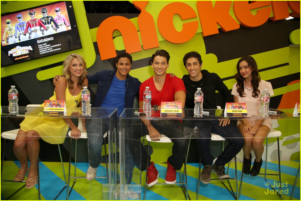 Power Rangers Megaforce at Comic-Con 2013! | Photo 579726 - Photo ...