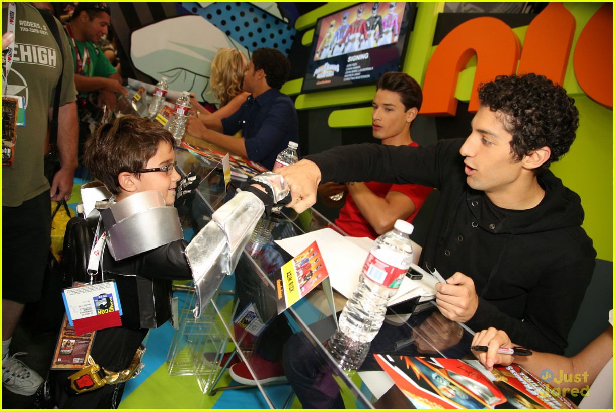 Power Rangers Megaforce at Comic-Con 2013! | Photo 579731 - Photo ...