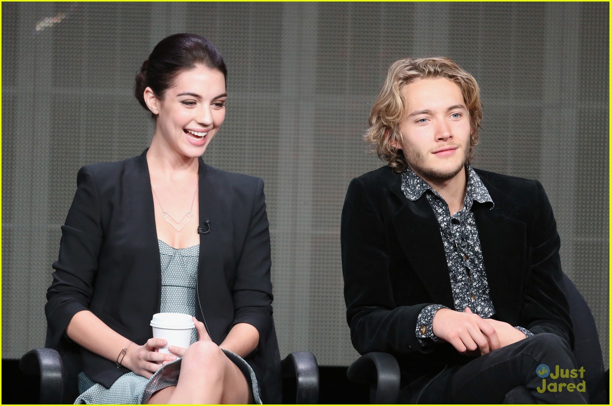 Adelaide Kane & Toby Regbo: 'Reign' at TCA Summer Press Tour | Photo ...