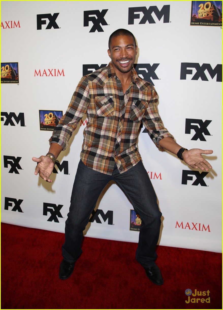 Joseph Morgan & Phoebe Tonkin: Maxim Comic-Con Party Goers! | Photo ...