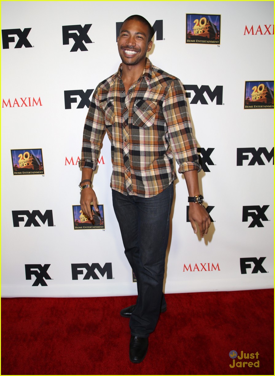 Joseph Morgan & Phoebe Tonkin: Maxim Comic-Con Party Goers! | Photo ...