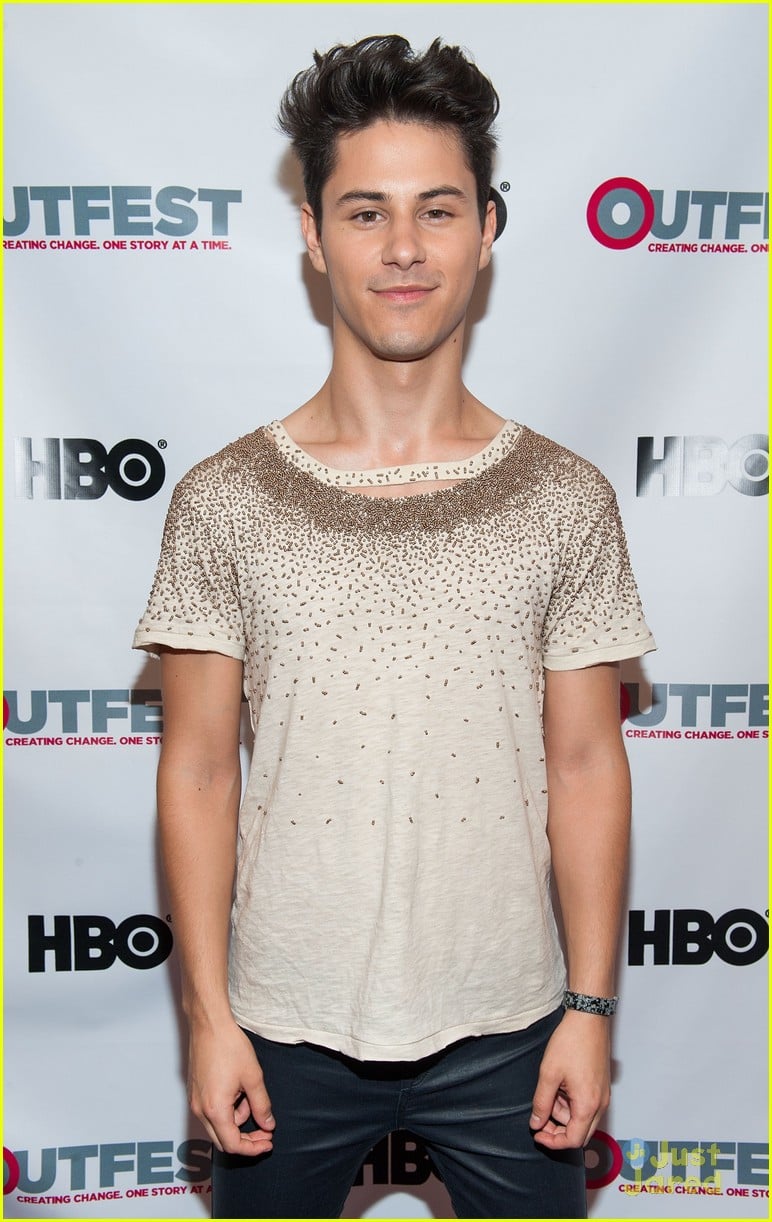 Michael J. Willett Closes Outfest with 'G.B.F.' | Photo 579849 - Photo ...