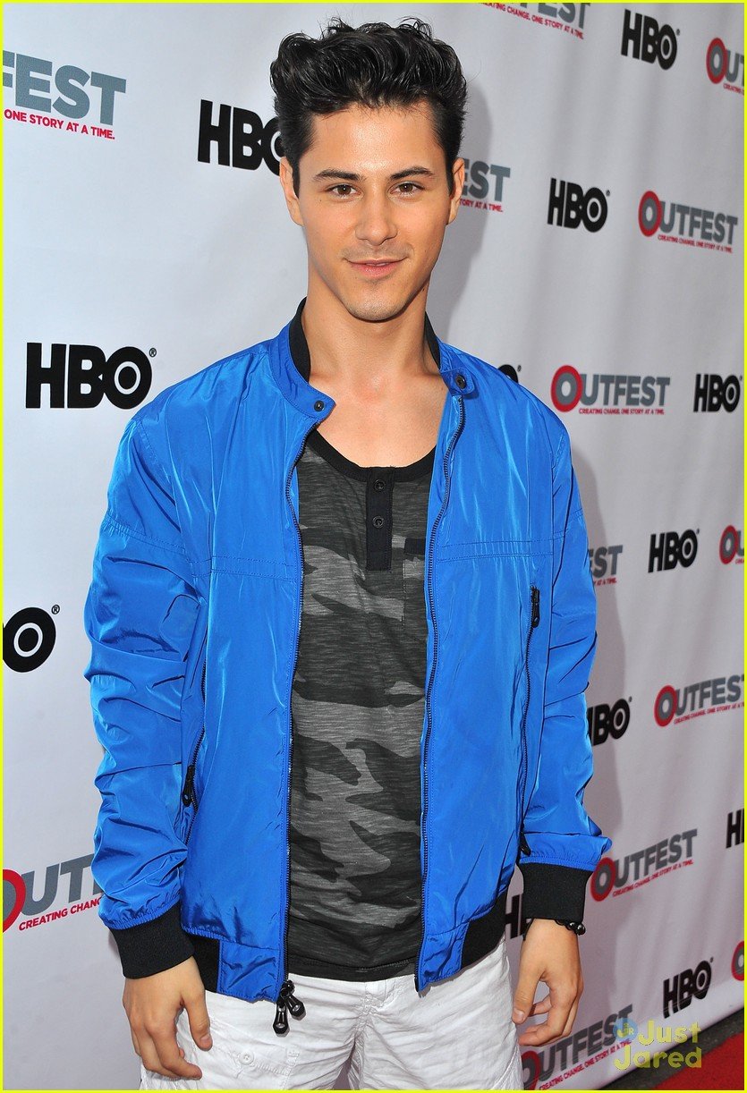 Michael J. Willett Closes Outfest with 'G.B.F.' | Photo 579852 - Photo ...