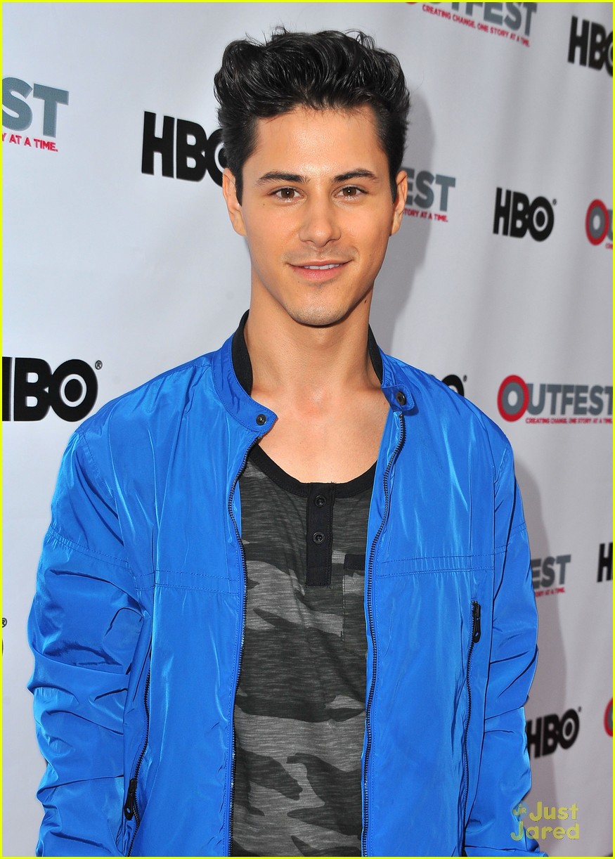 Michael J. Willett Closes Outfest with 'G.B.F.' | Photo 579855 - Photo ...