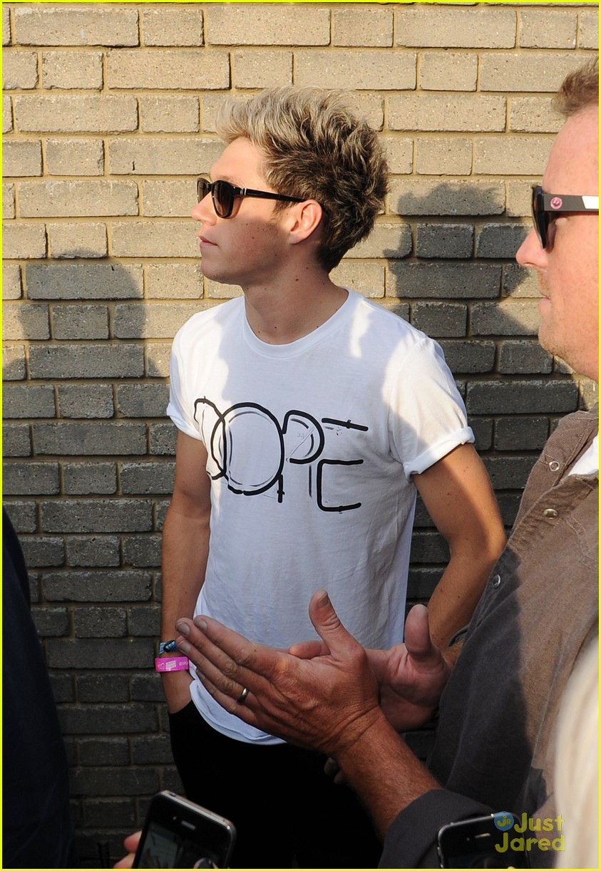 Harry Styles, Liam Payne & Niall Horan Meet Fans Ahead of 'This Is Us ...