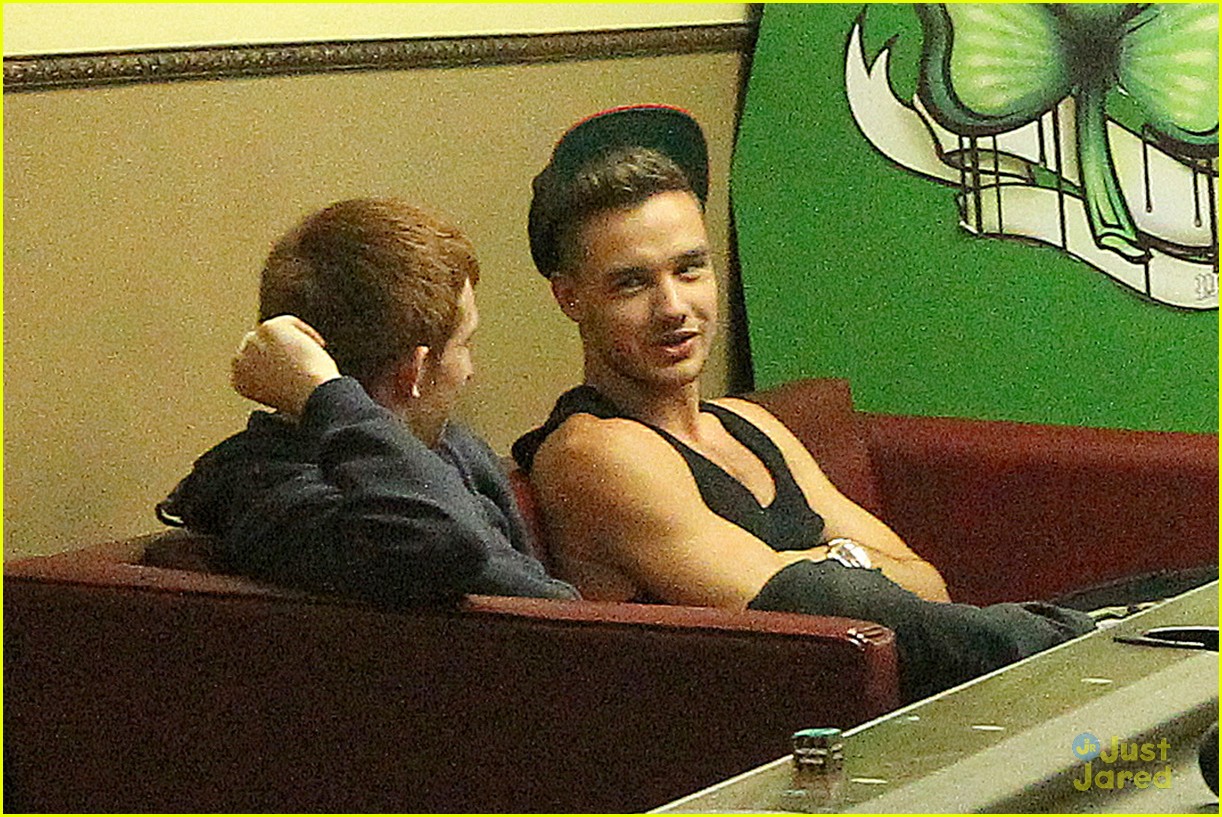 One Direction: Playing Pool with Pals! | Photo 585921 - Photo Gallery ...