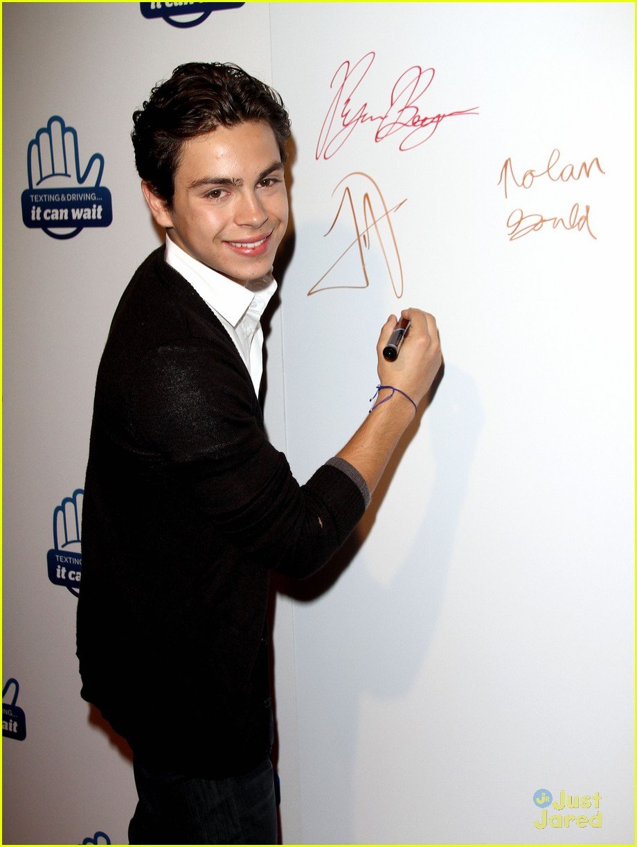 Jake T. Austin: 'From One Second to the Next' Screening! | Photo 585607 ...