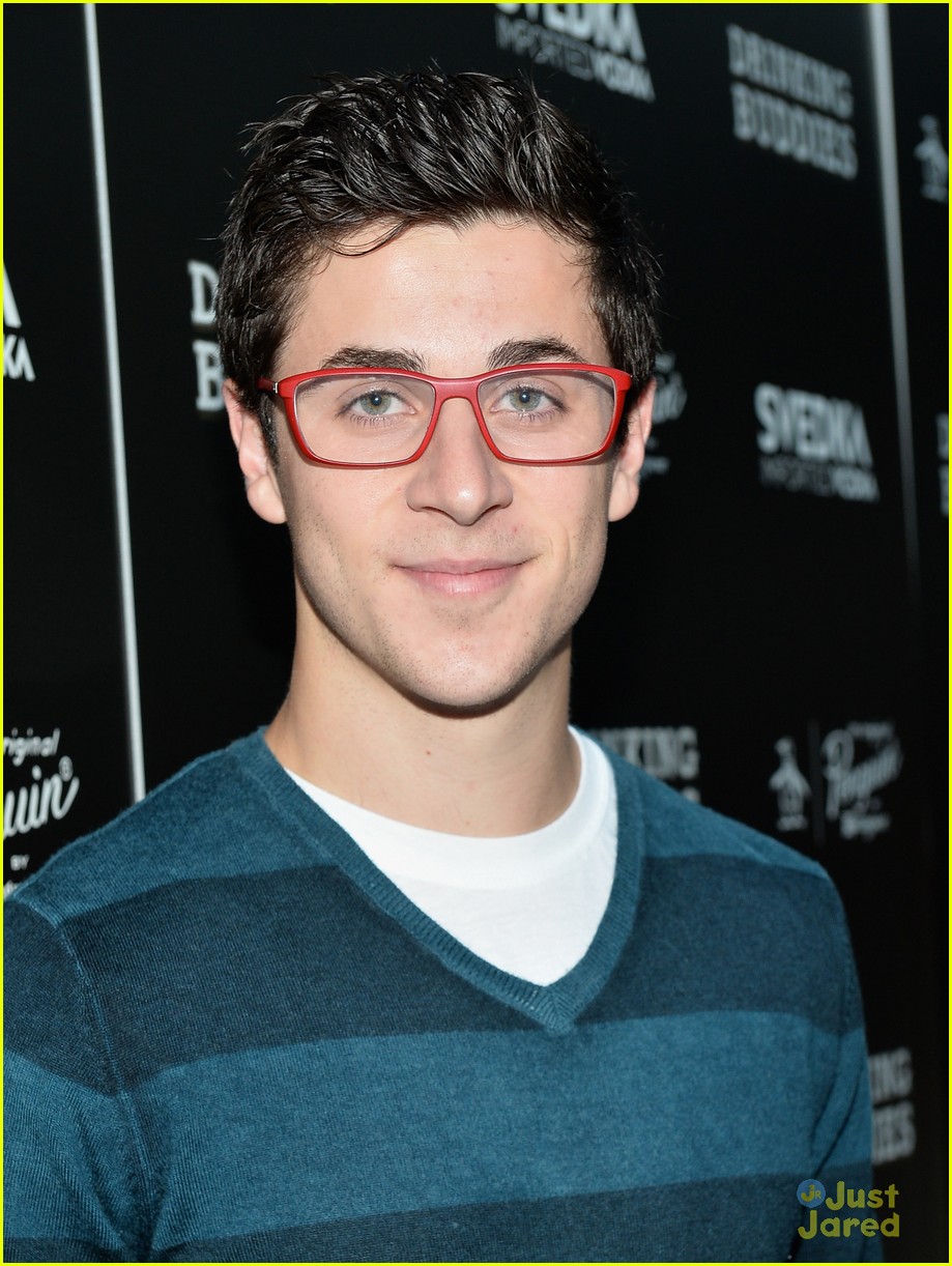 David Henrie: Working on 'Catch' Short Film! | Photo 588423 - Photo ...