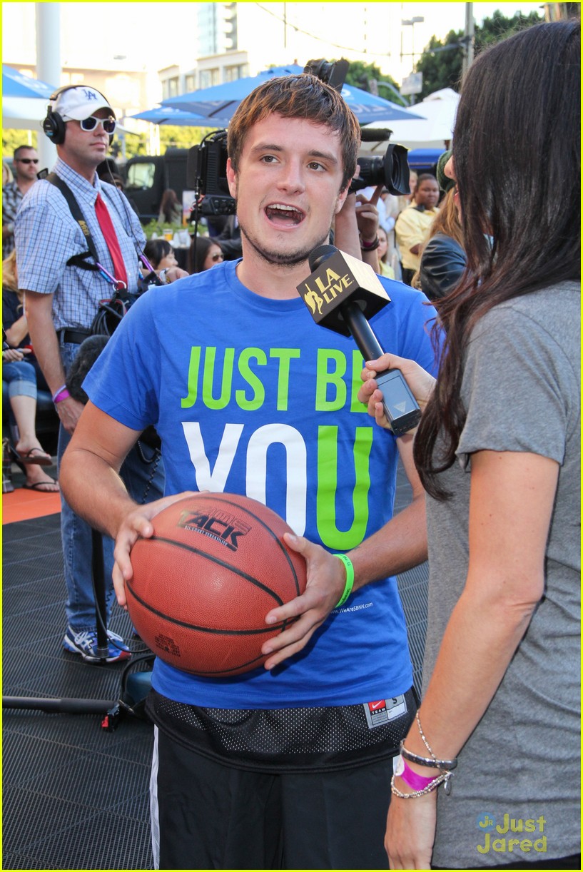 Josh Hutcherson: SBNN Celebrity Basketball Game! | Photo 586006 - Photo ...