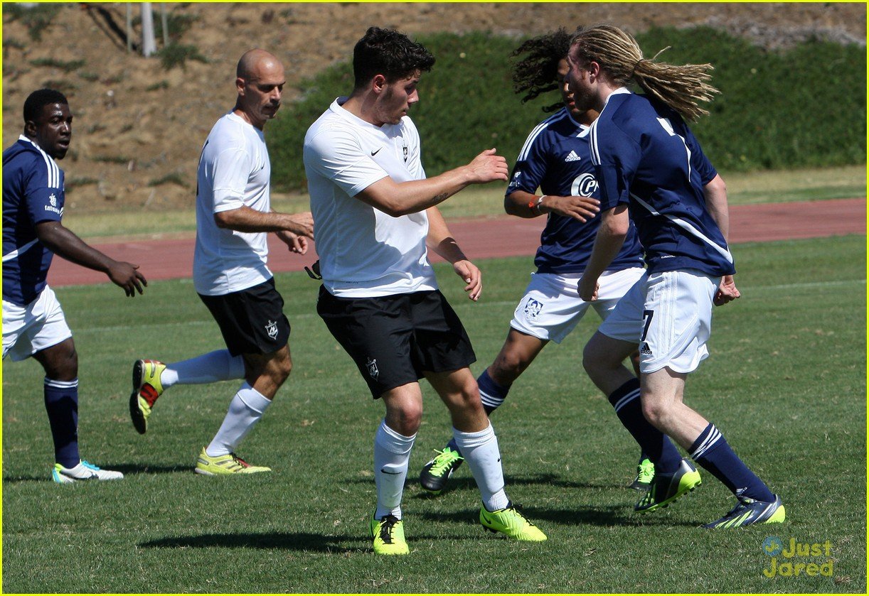 Jonas Brothers: Charity Soccer Game Guys! | Photo 588996 - Photo ...