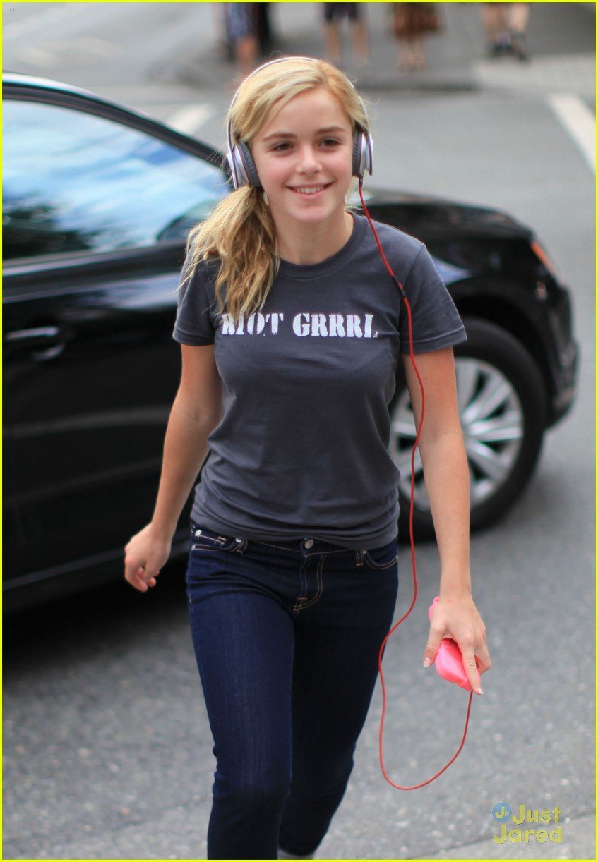 Kiernan Shipka Launches Food Instagram | Photo 591396 - Photo Gallery ...