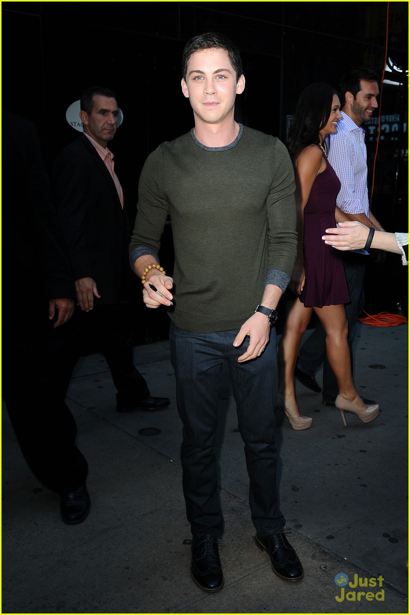 Logan Lerman: 'Percy' on 'Good Morning America' | Photo 584733 - Photo ...