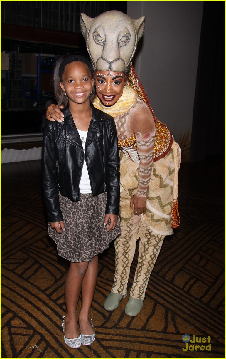 Quvenzhane Wallis: Backstage at 'The Lion King' | Photo 583495 - Photo ...