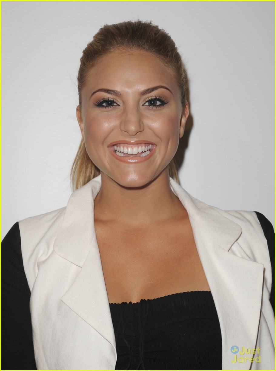 Full Sized Photo of cassie scerbo it can wait special screening 10 ...