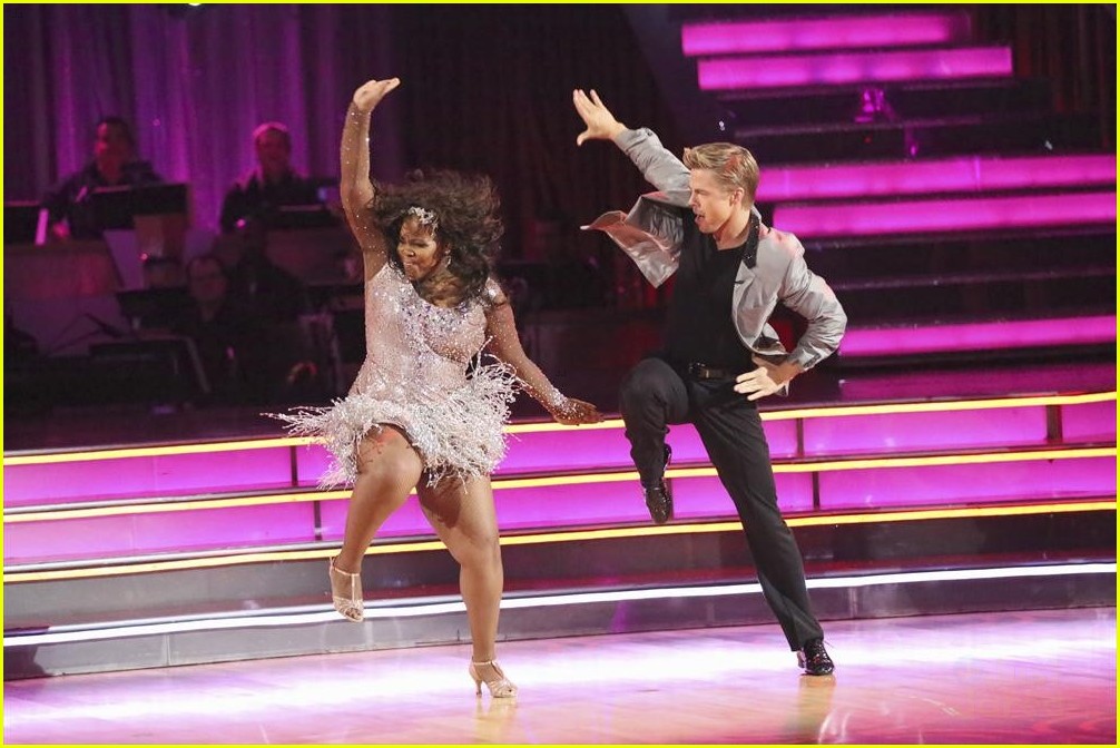 Amber Riley & Derek Hough: Cha Cha on 'DWTS' - Watch Now! | Photo ...