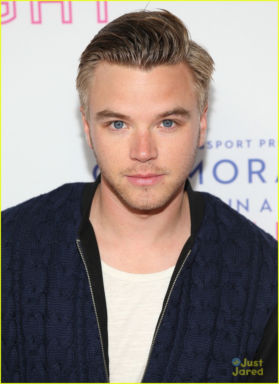 Brett Davern: Macy's Glamorama Guy | Photo 597339 - Photo Gallery ...