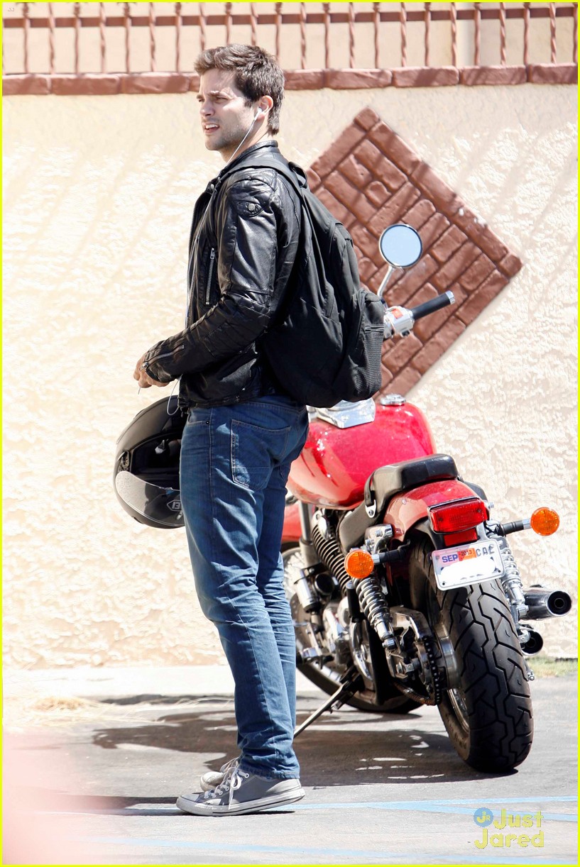 Brant Daugherty: DWTS Practice with Peta! | Photo 597538 - Photo ...