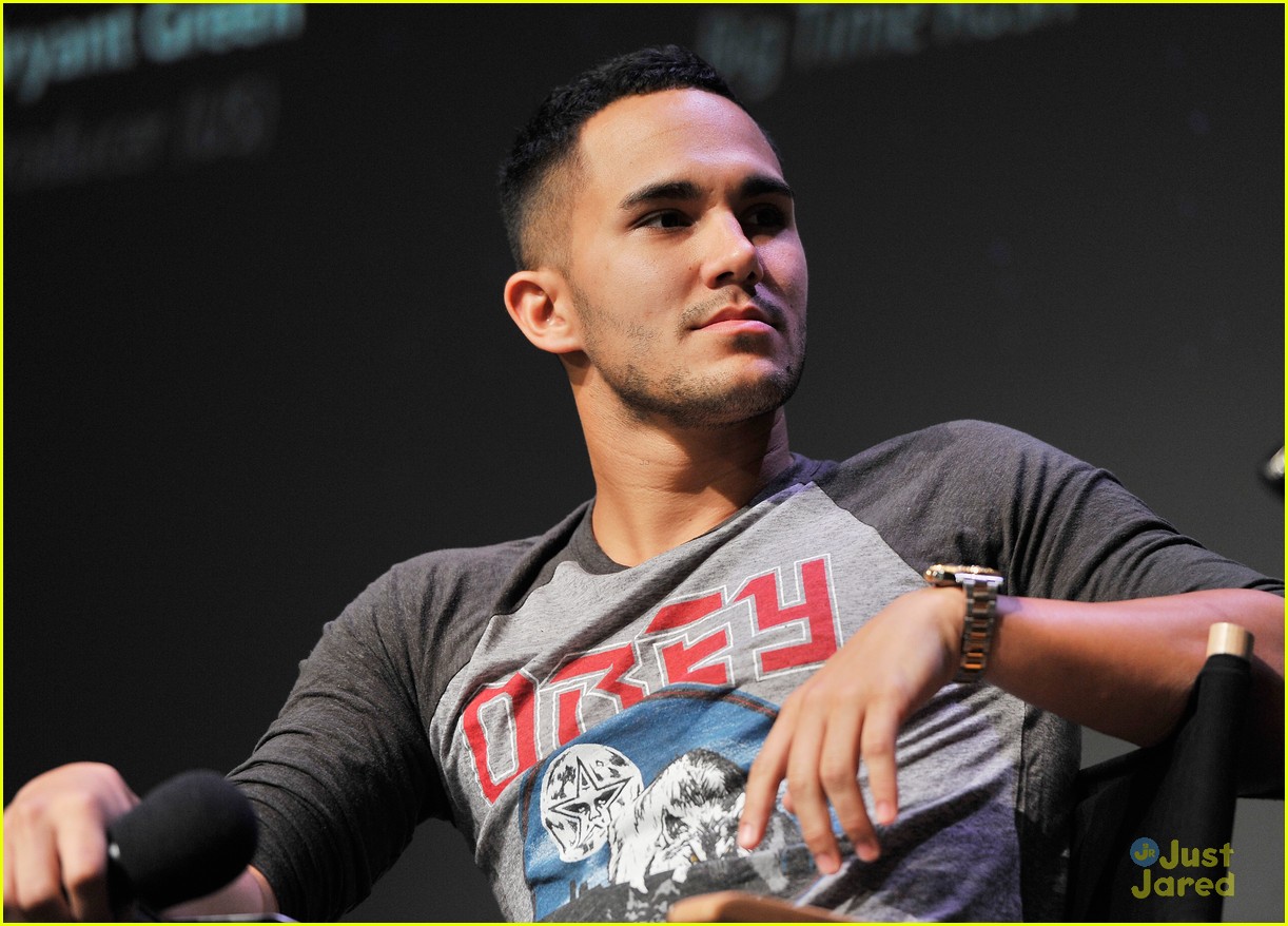 Carlos Pena: Sega's Go Dance Event in NYC | Photo 598589 - Photo ...