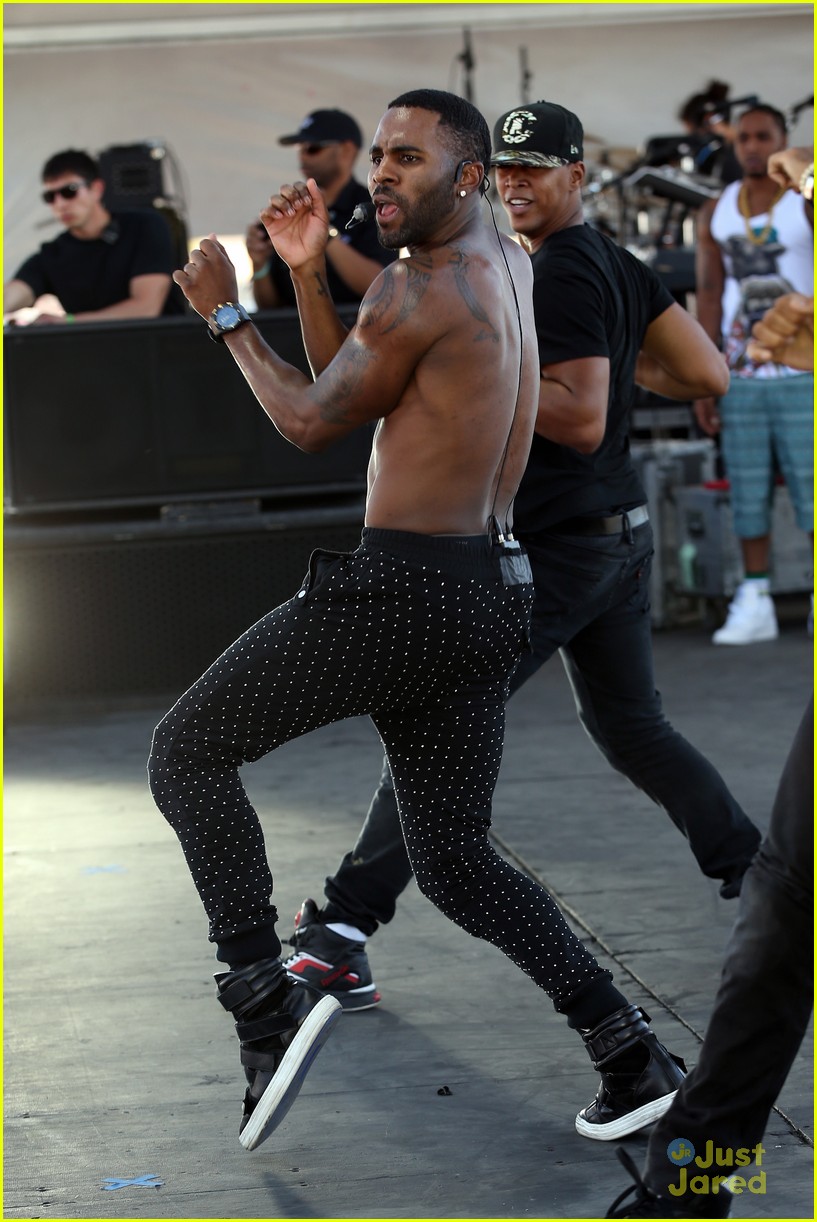 Jordin Sparks & Jason Derulo: Birthday Cake After iHeartRadio Festival ...