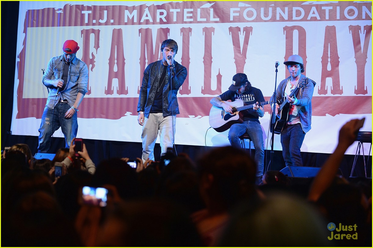 Emblem3: TJ Martell Foundation Family Day 2013 | Photo 597992 - Photo ...