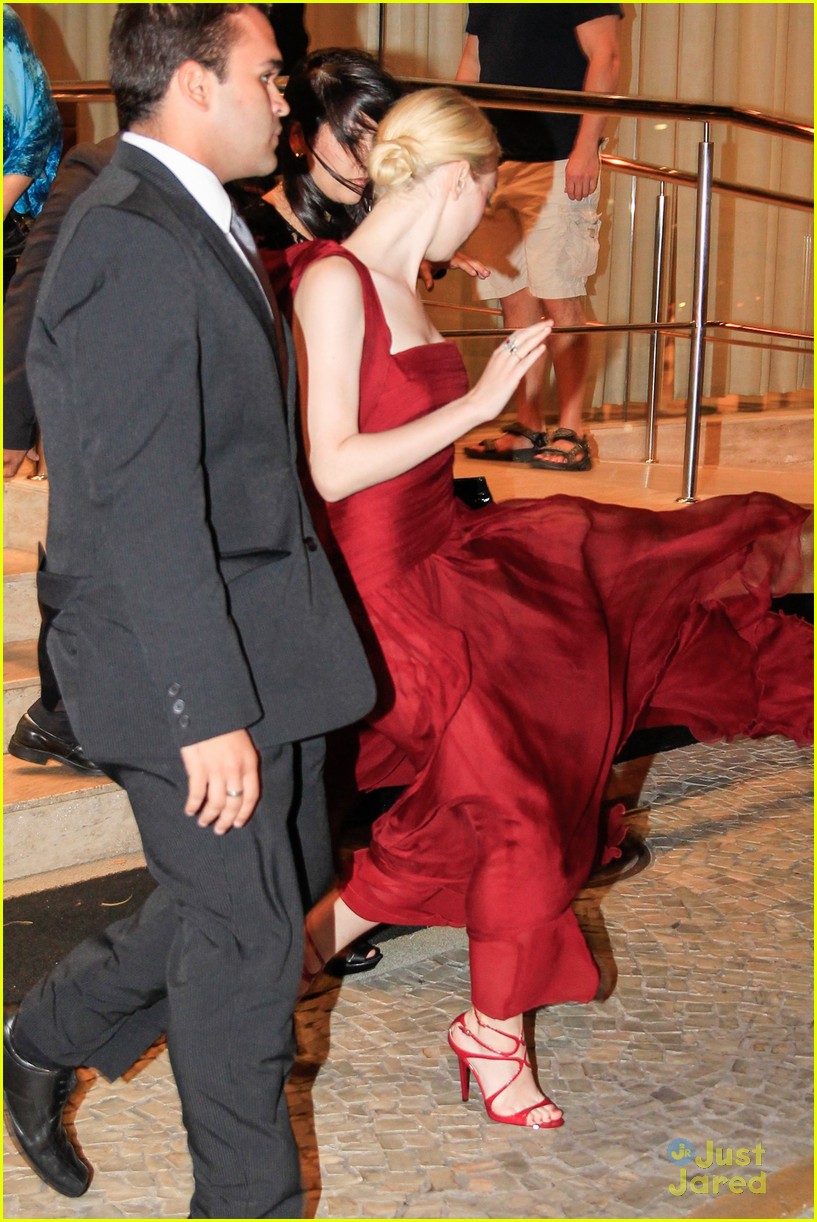 Dakota Fanning: Rio Film Festival Fun! | Photo 603051 - Photo Gallery ...